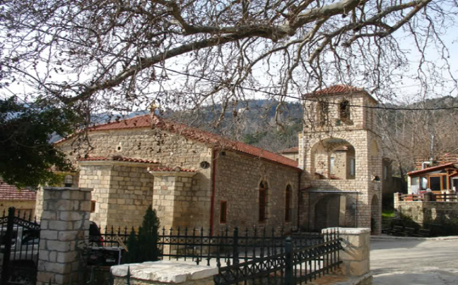 Μονοήμερη εκδρομή στα Τρίκαλα Κορινθίας